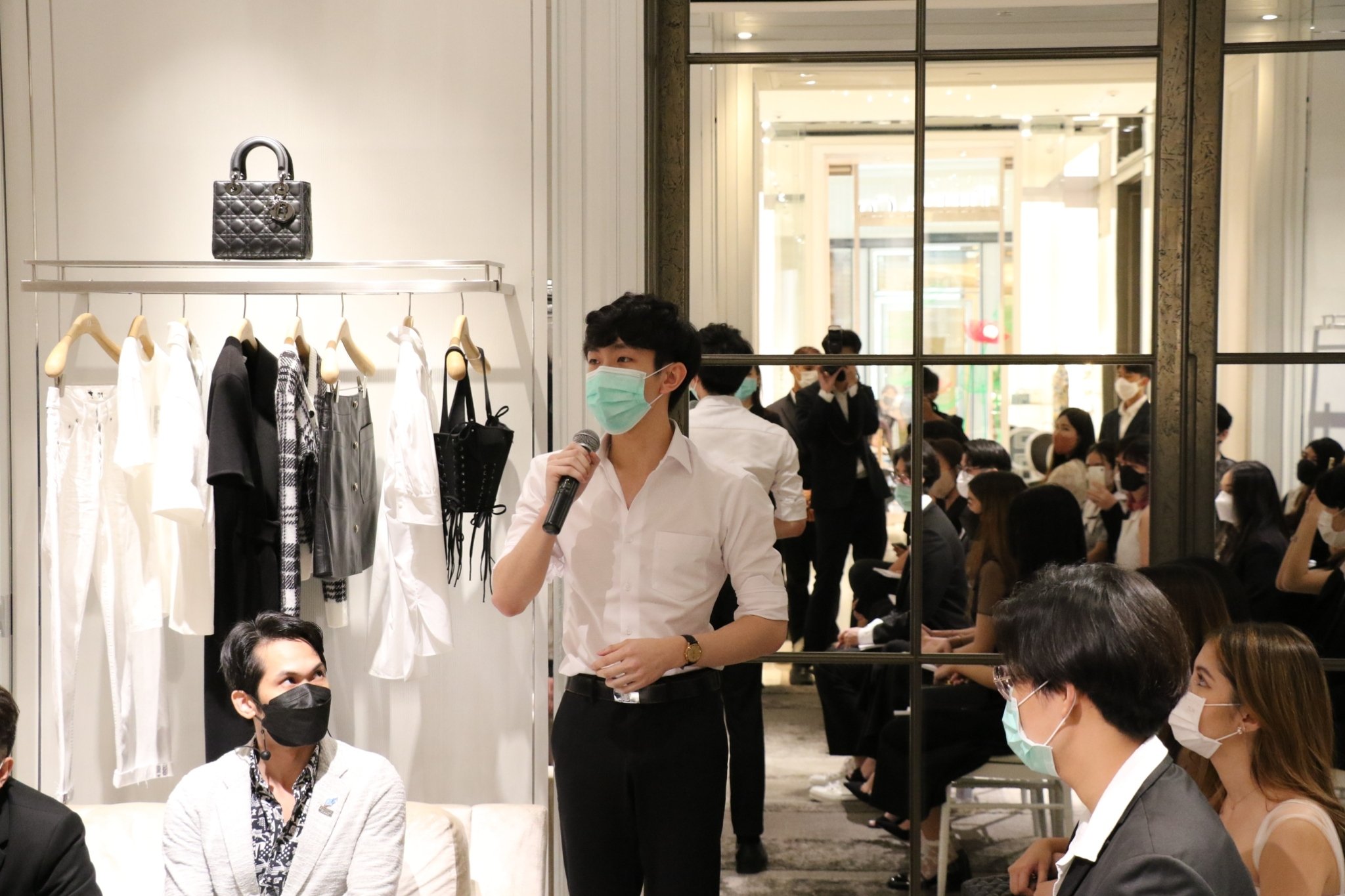 กลยุทธ์การตลาดและแบรนด์ของ DIOR – Marketing Department